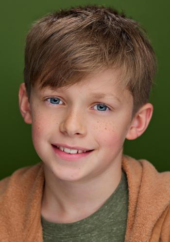 BoyActors - Gus Howell